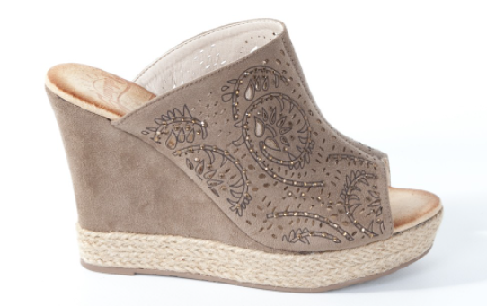 Calzado de cuña, la apuesta segura para este Día de la Madre